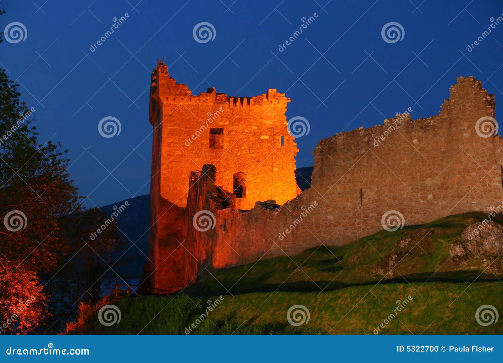Castle at night stock photo. Image of ruin, fastness, inverness - 5322700