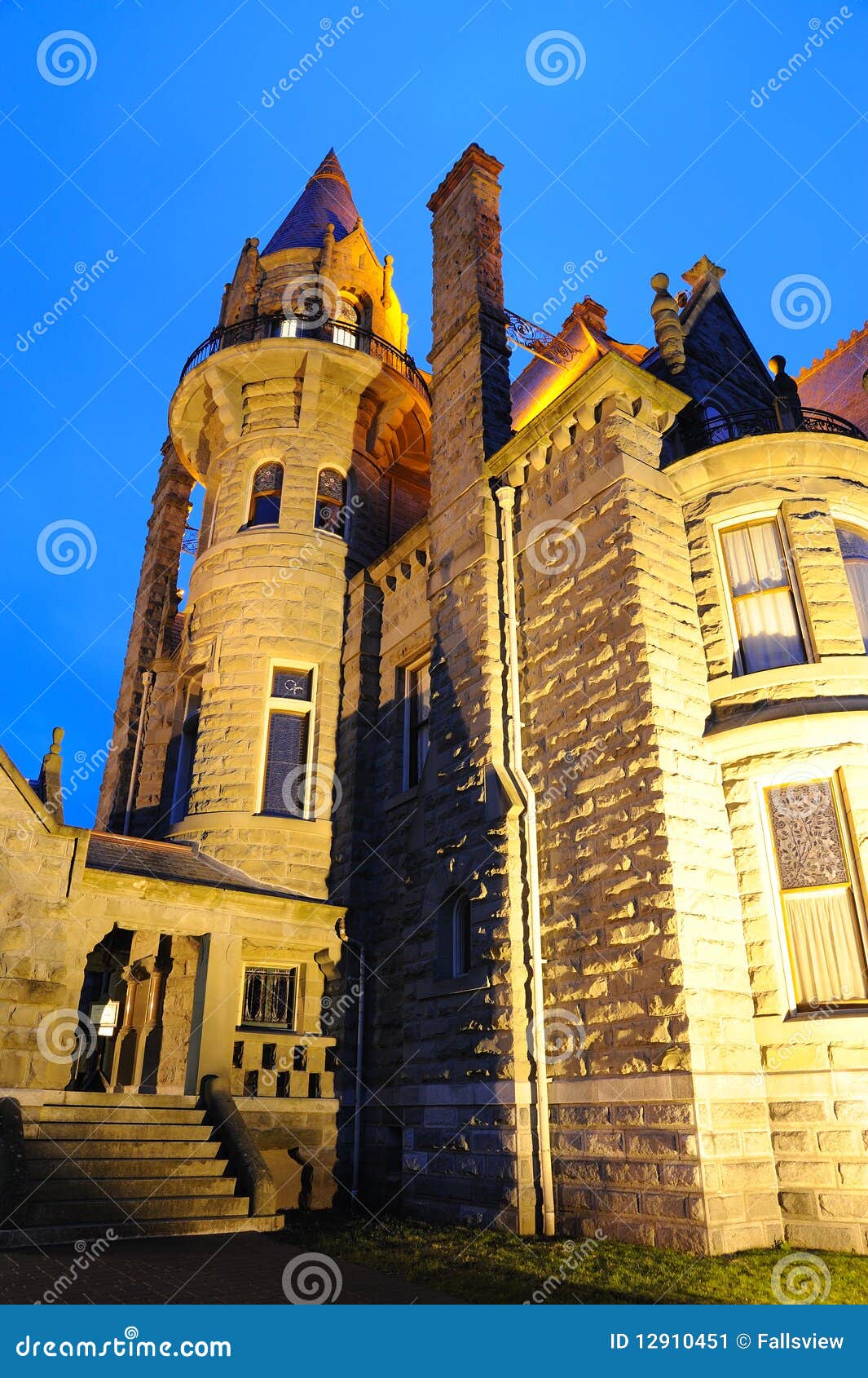 Castle Night Scene in Victoria Stock Image - Image of beautiful ...