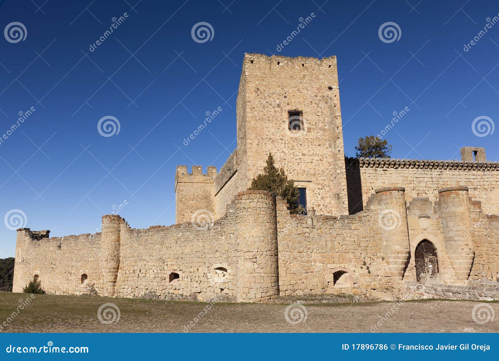 Castle of Pedraza stock photo. Image of travels, village - 17896786