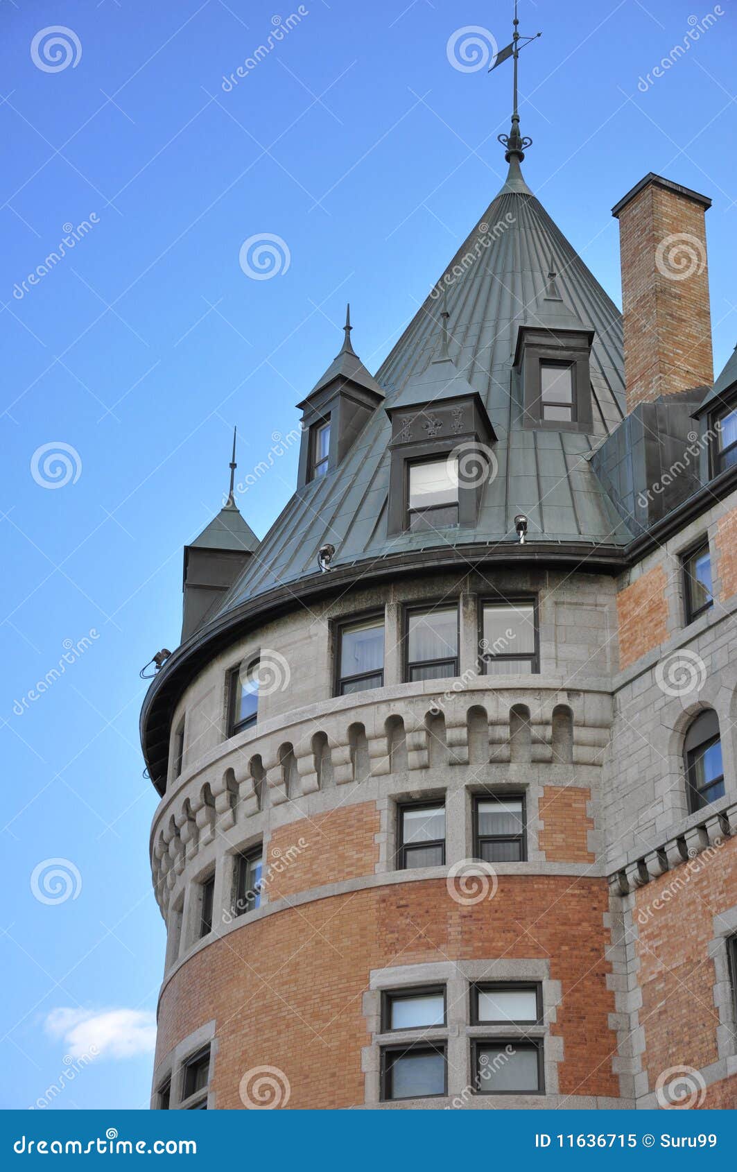 Castle in Quebec stock image. Image of scenic, building - 11636715