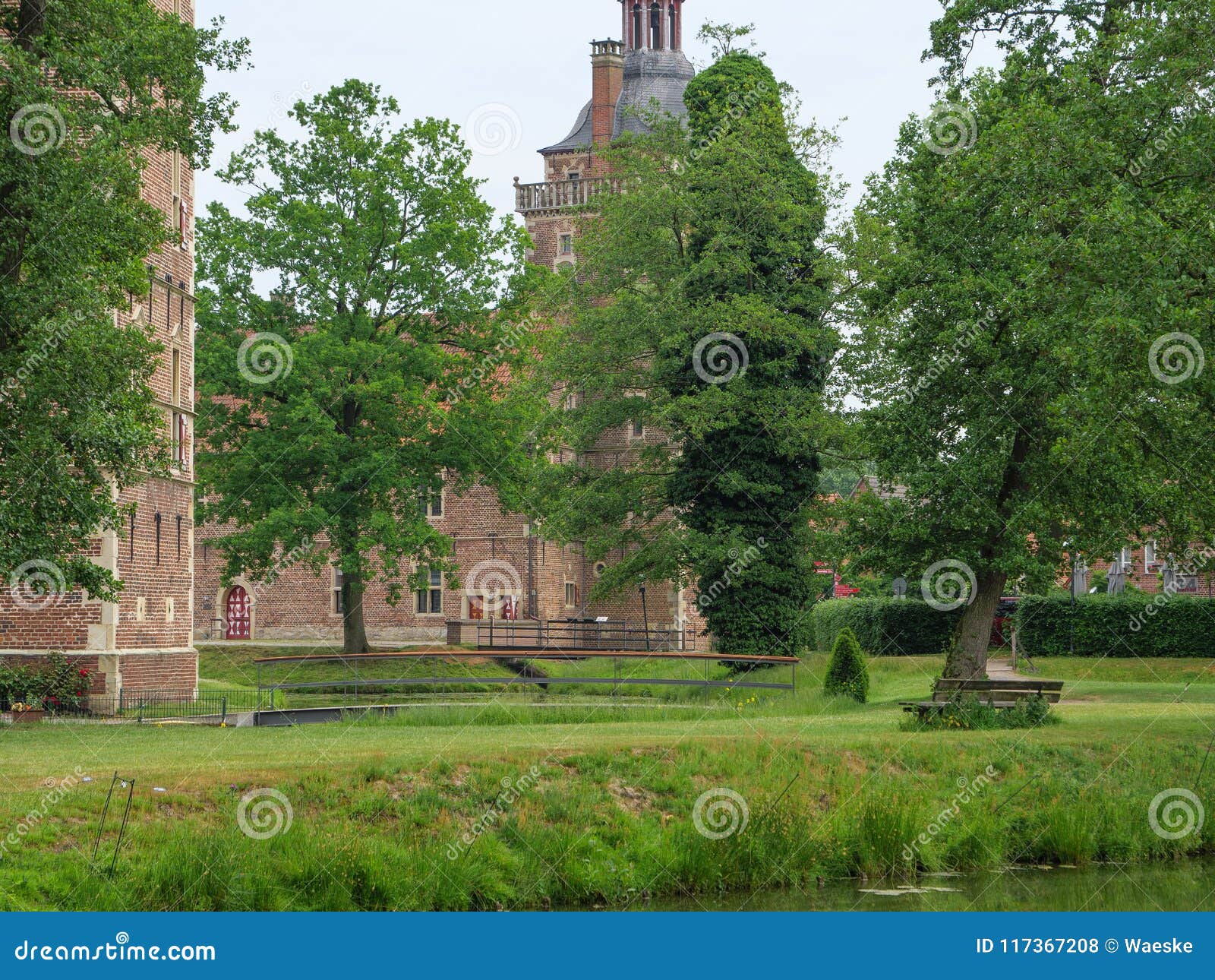The Castle of Raesfeld in Germany Stock Photo - Image of raesfeld ...