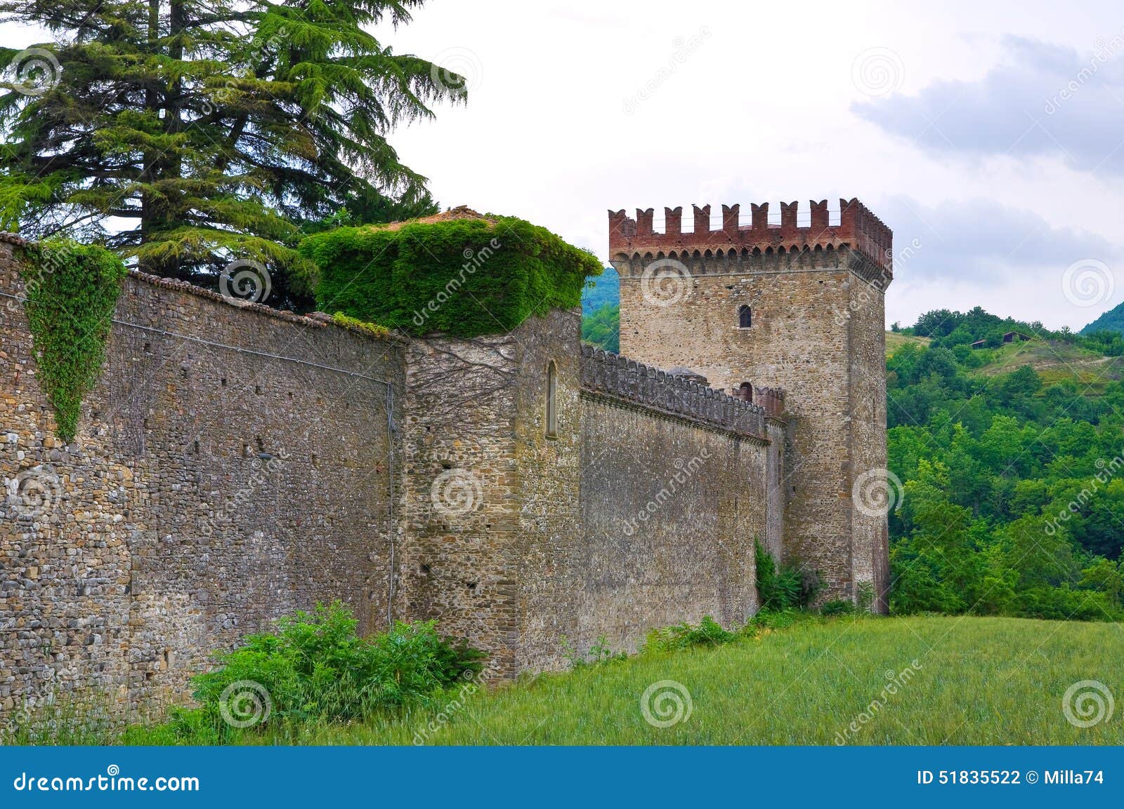 Castle of Riva. Ponte Dell Olio. Emilia-Romagna. Italy Stock Photo ...