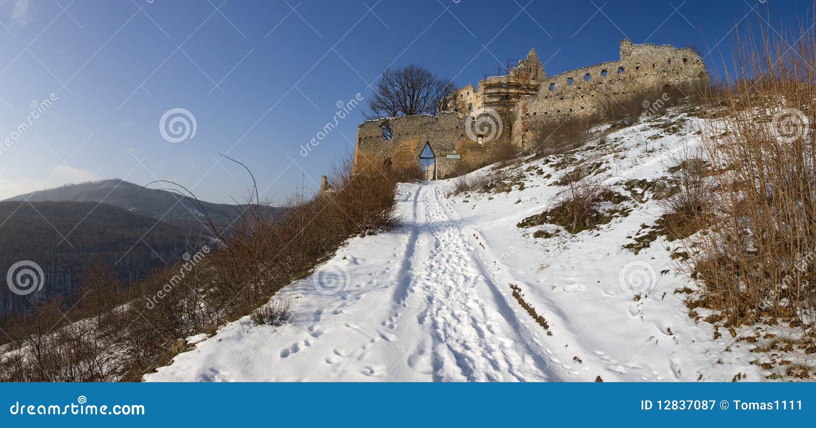 Castle ruins of Topolcany stock image. Image of destination - 12837087