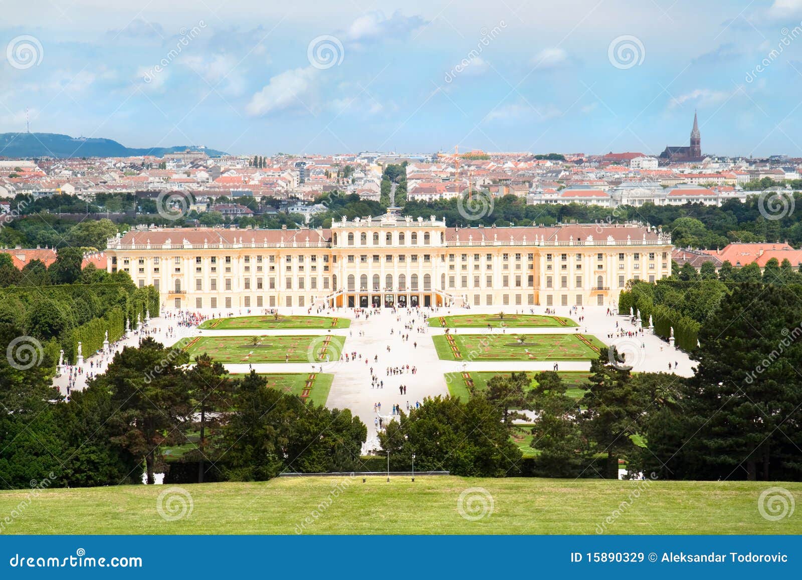 Castle Schoenbrunn , Vienna ,Austria Editorial Stock Image - Image of ...