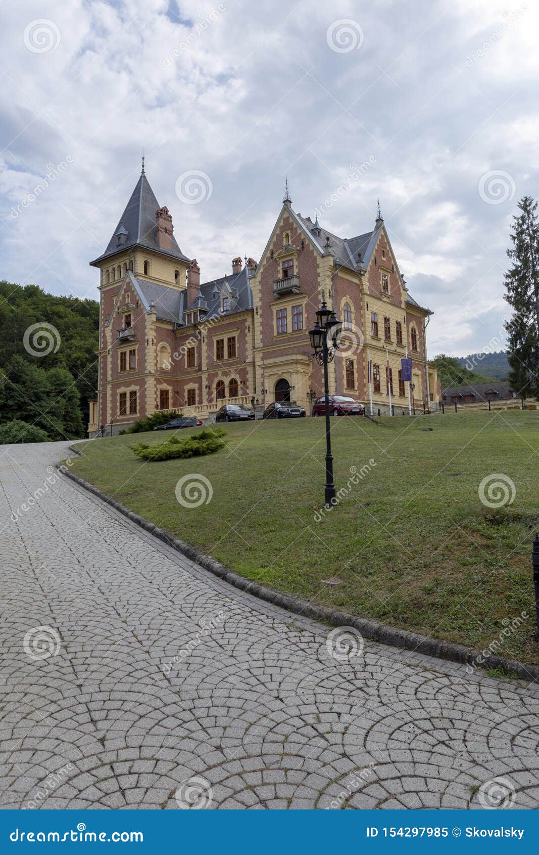 Castle in Thne Matra Mountains Stock Image - Image of hungary, karolyi ...