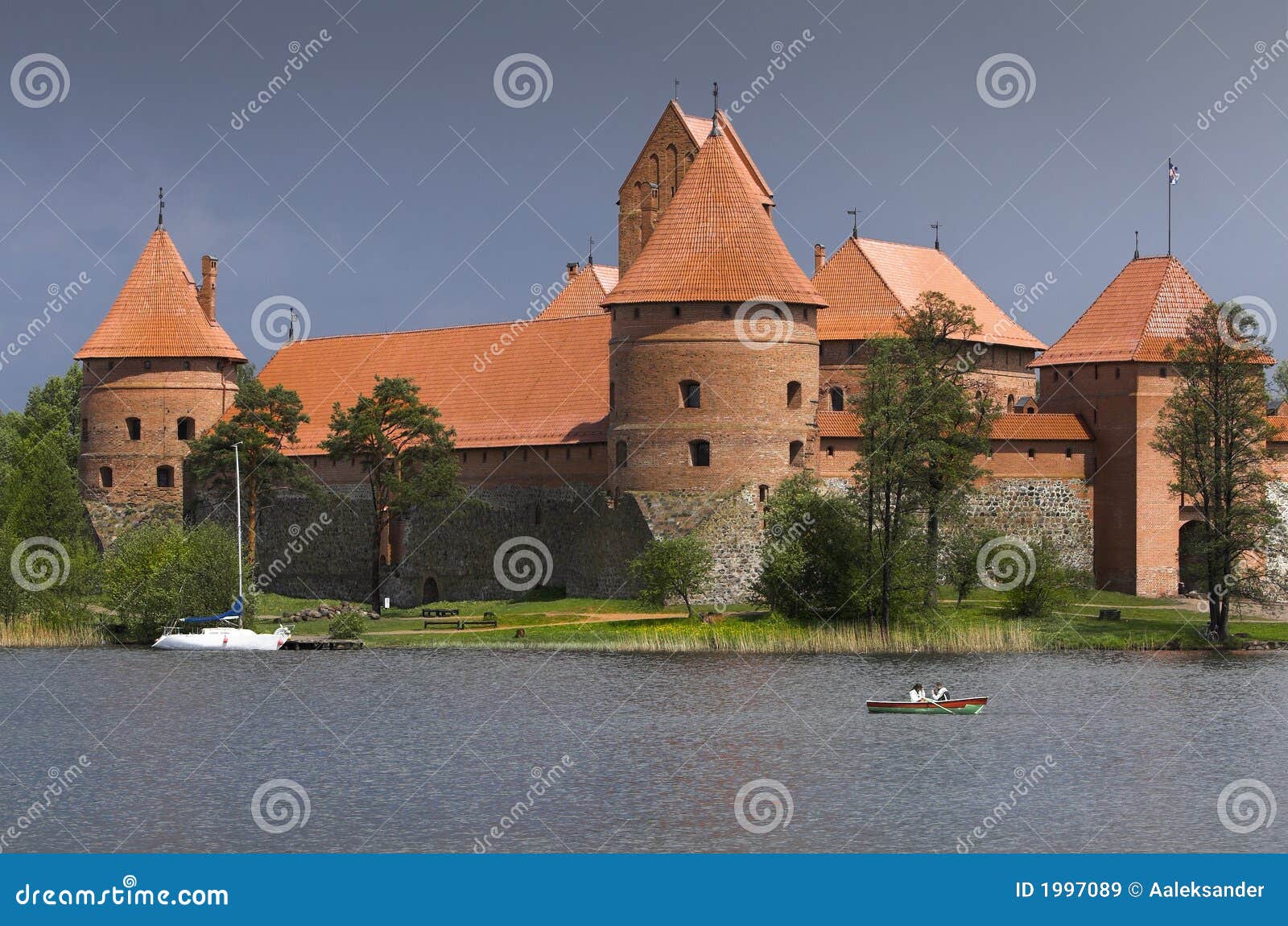 Castle in Trakai stock image. Image of castle, wall, fortress - 1997089