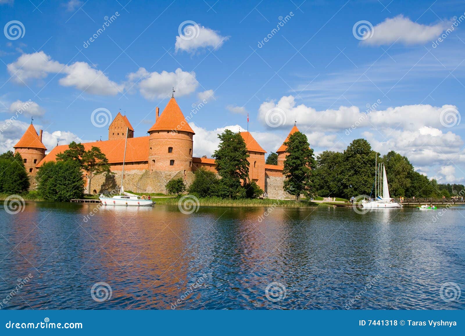 Castle Trakai Lake View stock photo. Image of countries - 7441318