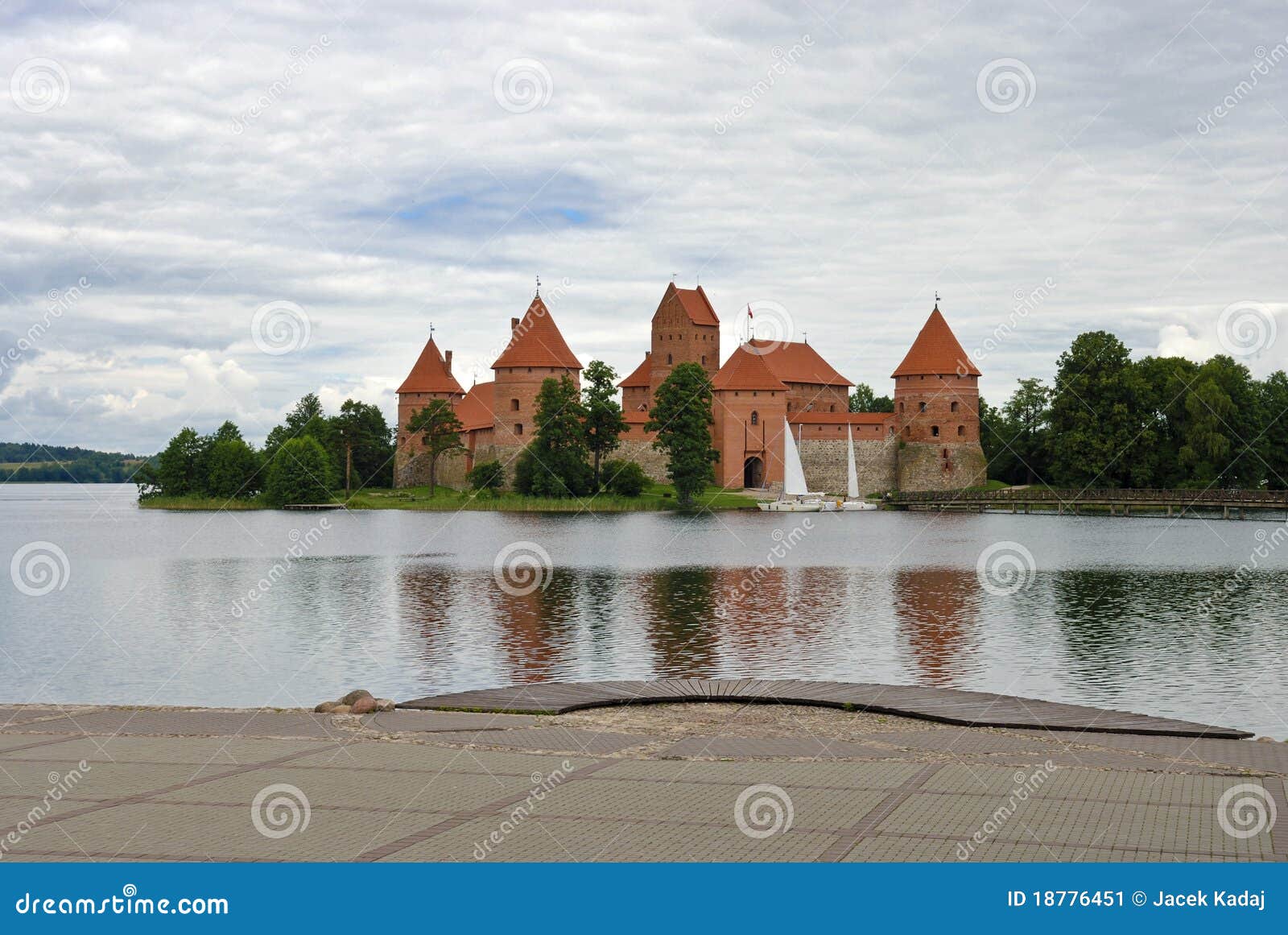 Castle of Trakai in Lithuania Stock Image - Image of pond, nature: 18776451