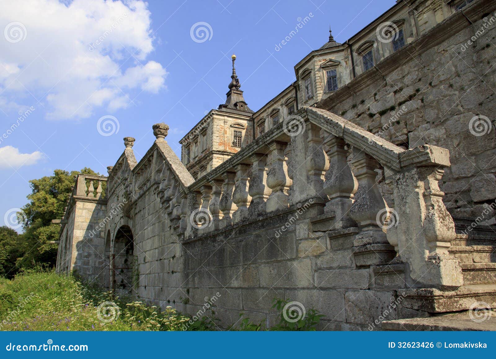 Castle in Ukraine stock photo. Image of sunlight, famous - 32623426