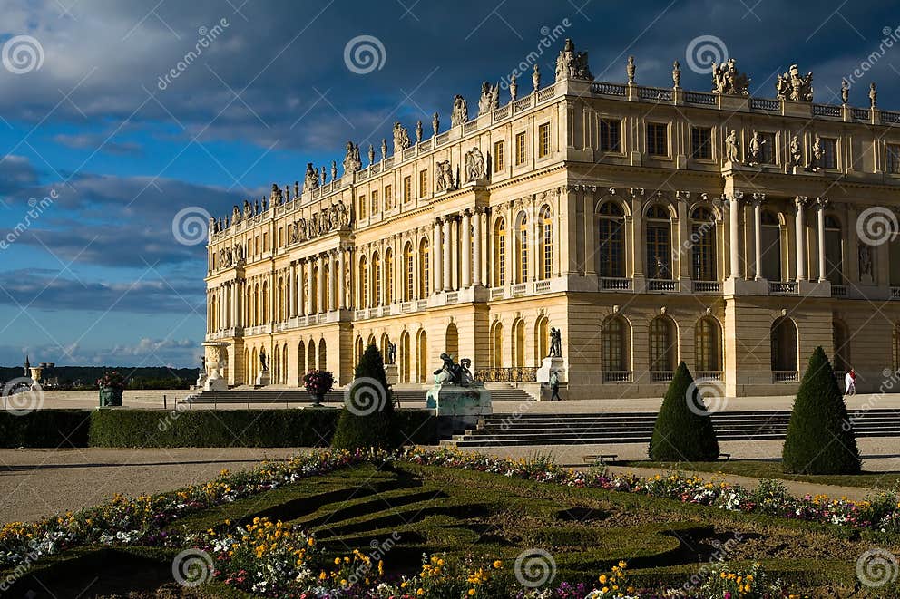 Castle of Versailles stock image. Image of light, europe - 9172141
