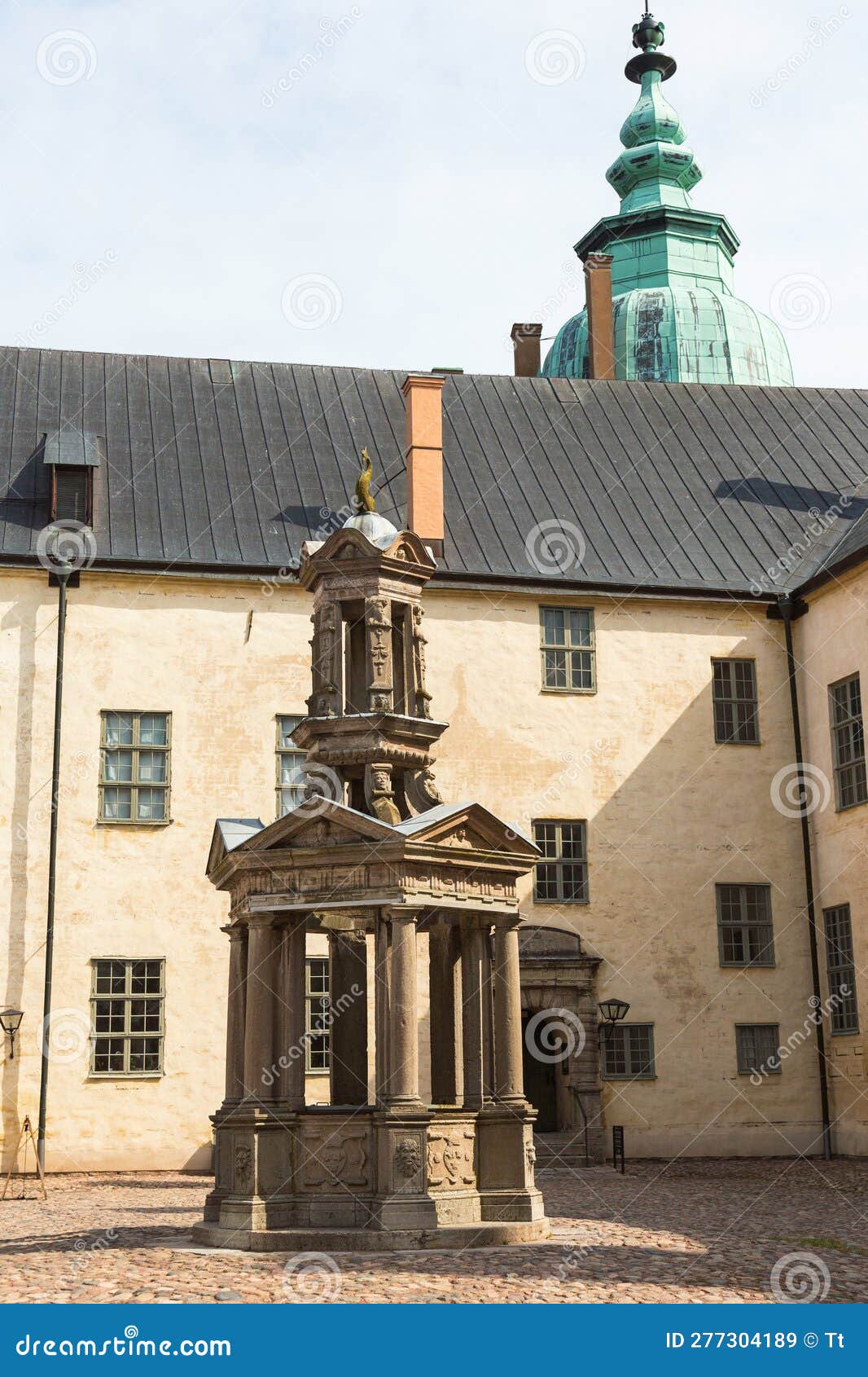 Castle Water Well editorial stock image. Image of history - 277304189