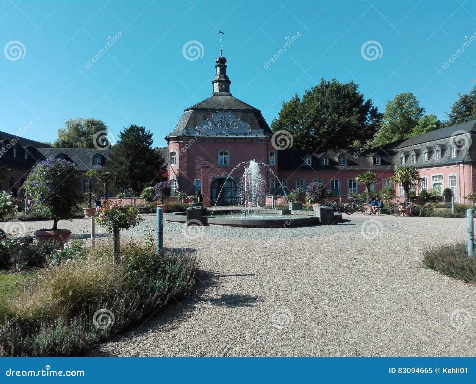 Castle Wickrath editorial image. Image of rheindahlen - 83094665