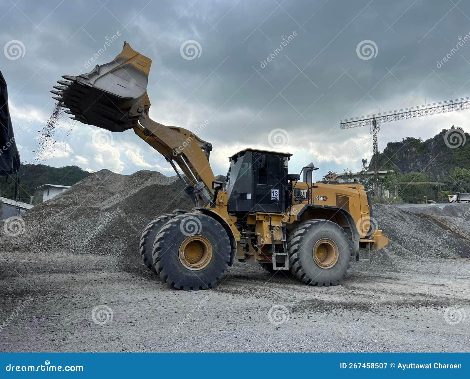 CAT 950 GC Wheel Loaders in Stone Quarry Thailand Editorial Photography ...