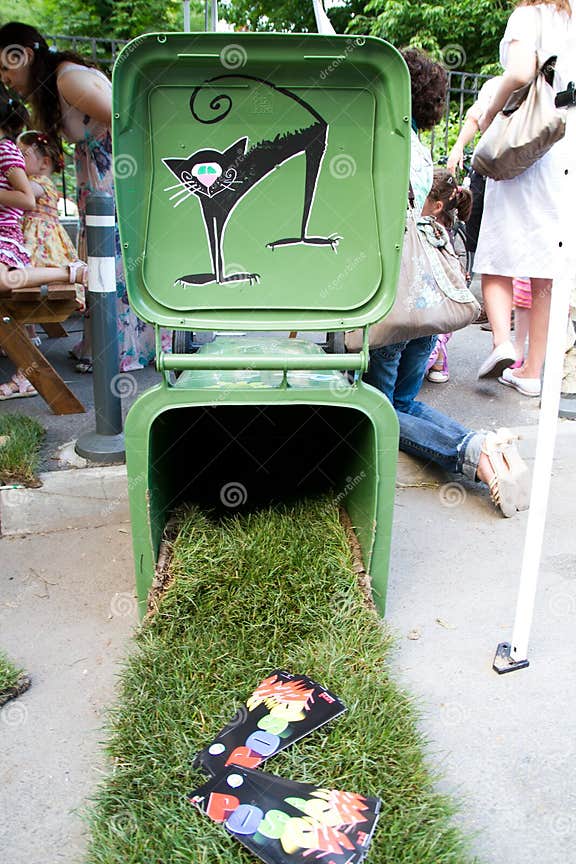 Cat Graffiti on Garbage Bin - Street Delivery Editorial Stock Image ...