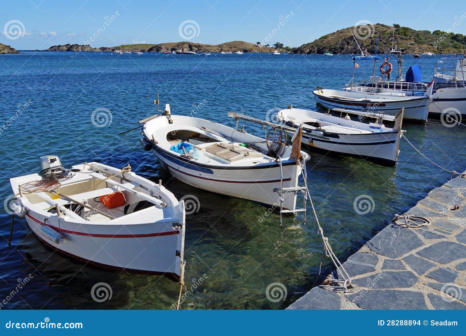 Catalan Boats in Costa Brava Stock Photo - Image of coastline, port ...