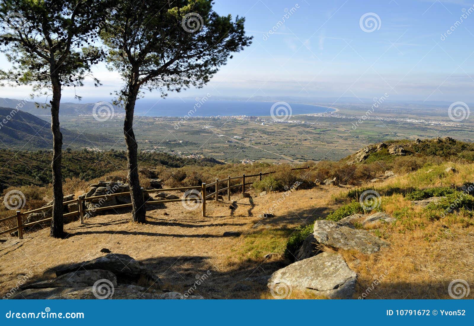 Catalonia landscape stock photo. Image of catalonia, field - 10791672