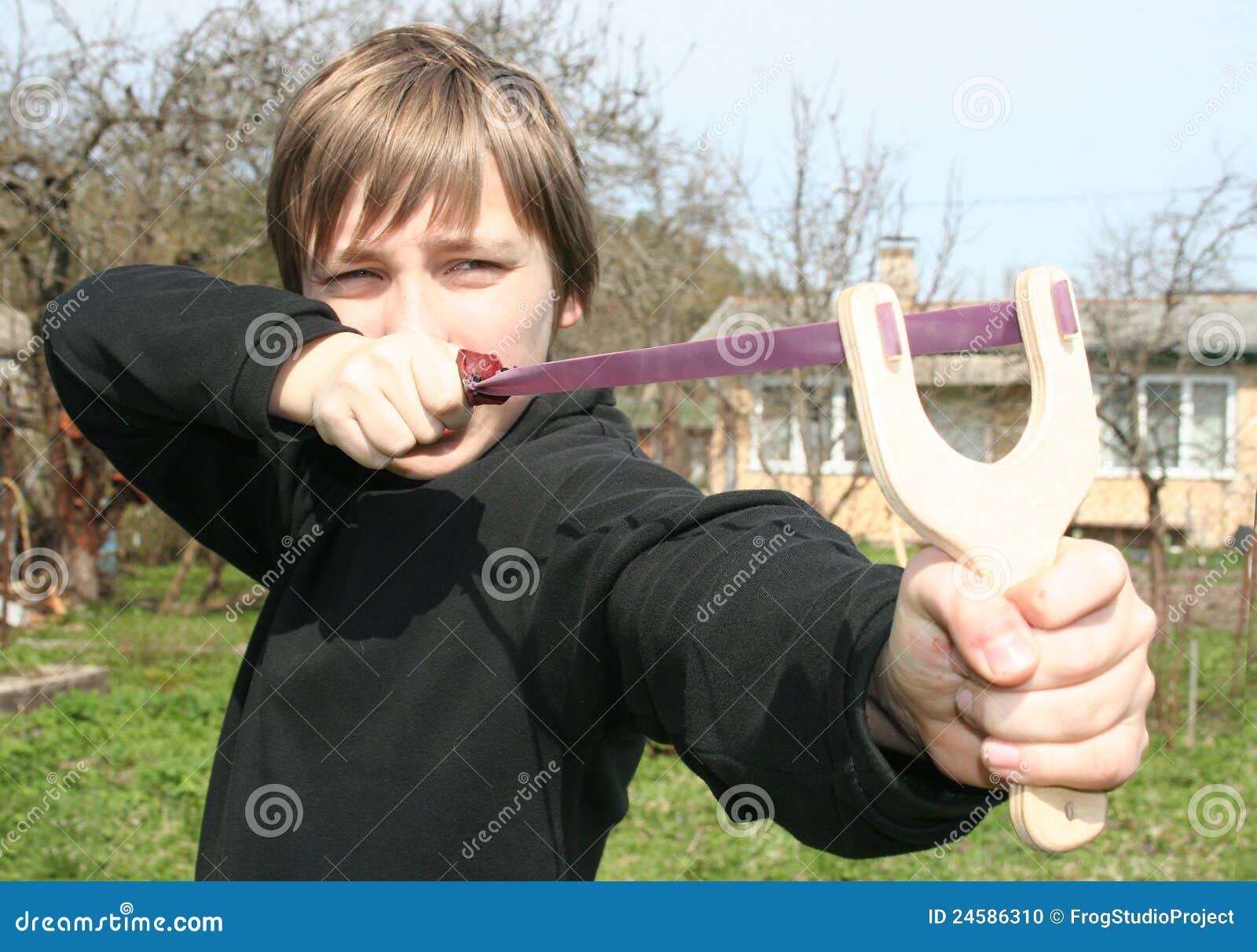 Catapulte photo stock. Image du loisirs, caucasien, grimace - 24586310