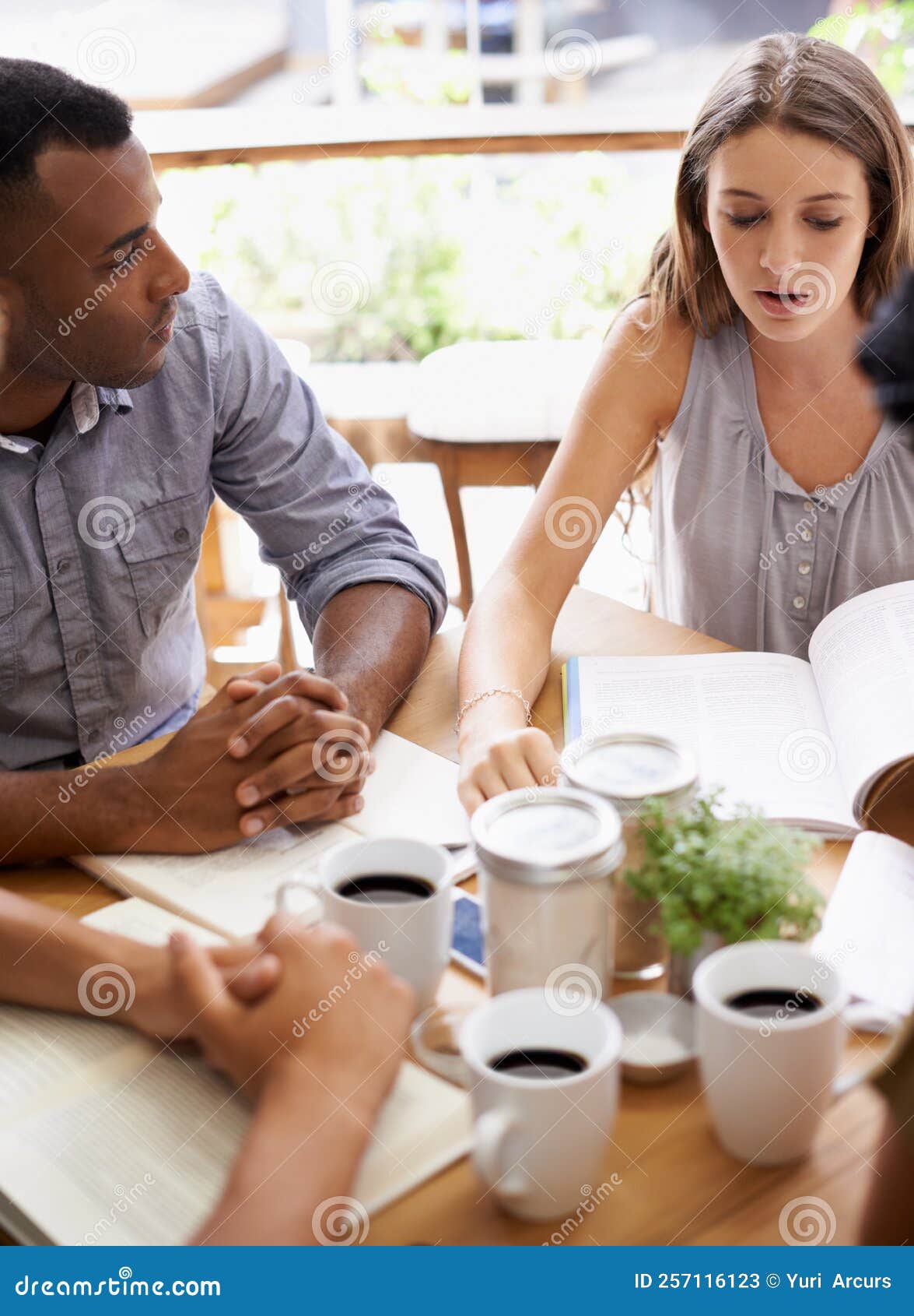 Catching Up with Old Friends. a Group of Friends Talking in a Cafe ...