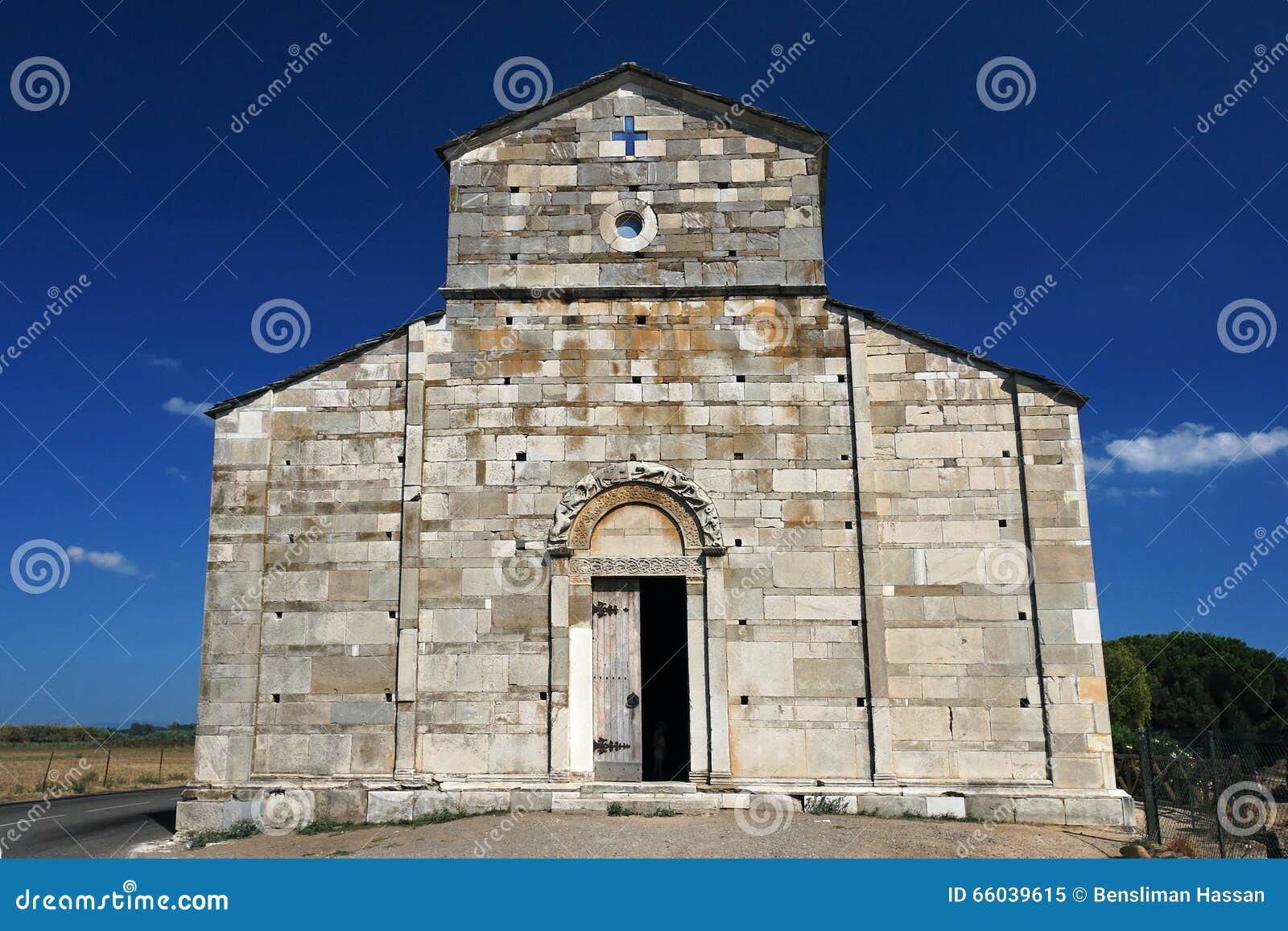 Catedral de Canonica imagen de archivo. Imagen de europa - 66039615