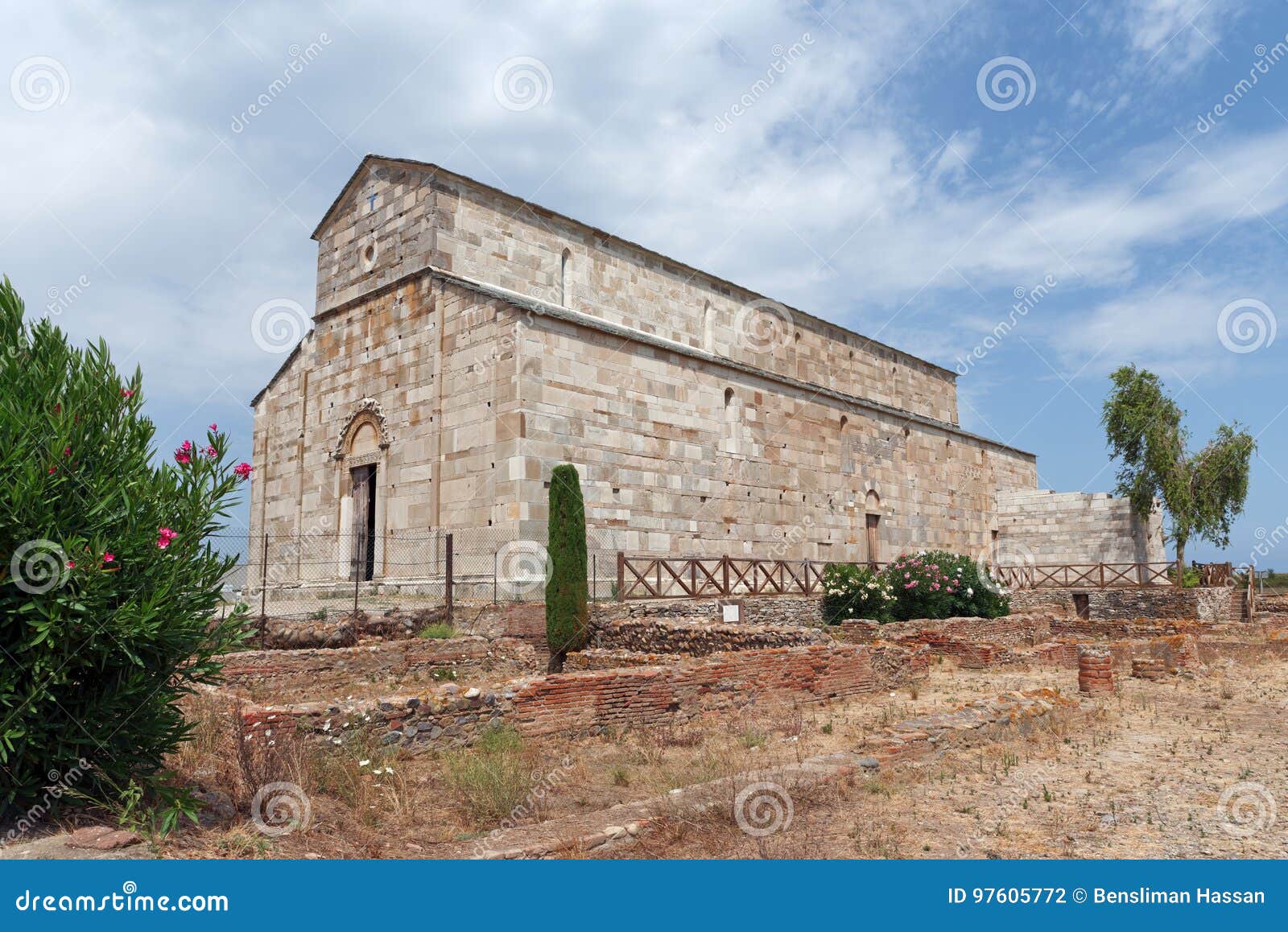 Catedral de Canonica foto de archivo. Imagen de turismo - 97605772