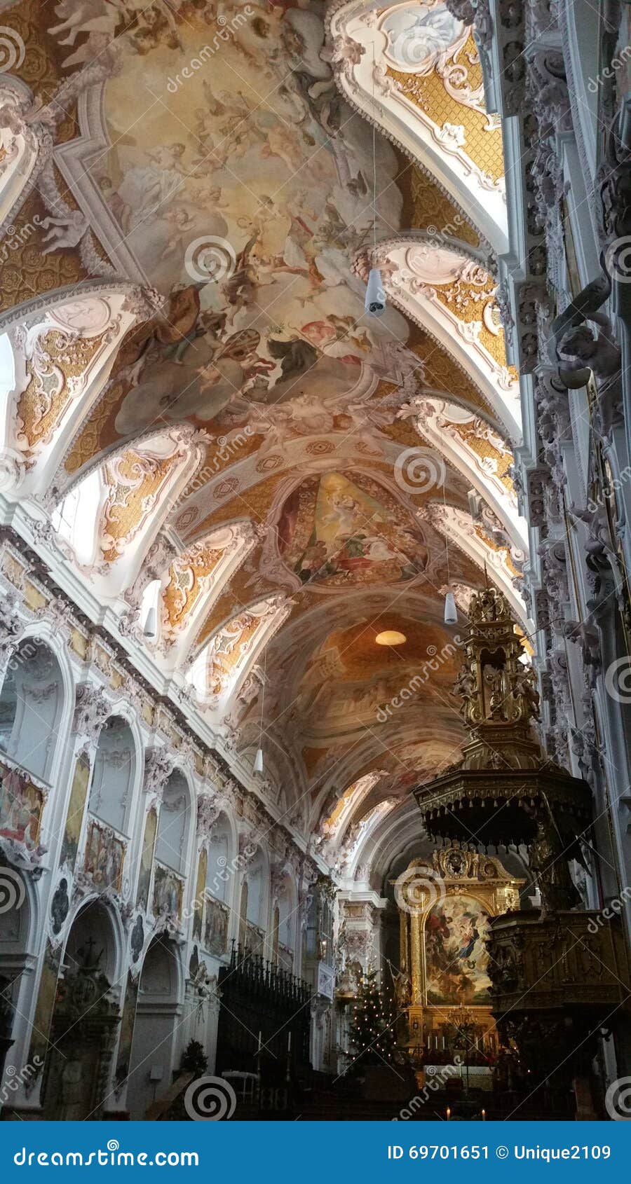 Catedral de Freising imagem de stock. Imagem de teto - 69701651