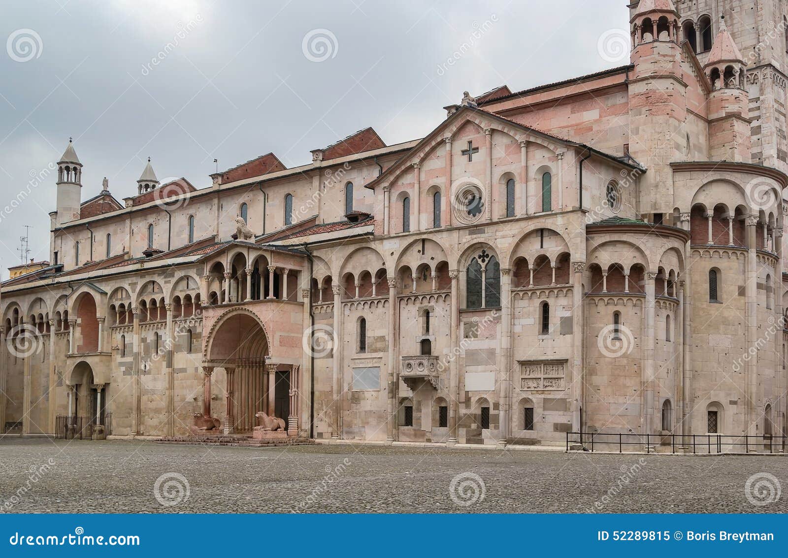 Catedral de Módena, Italia imagen de archivo. Imagen de europeo - 52289815