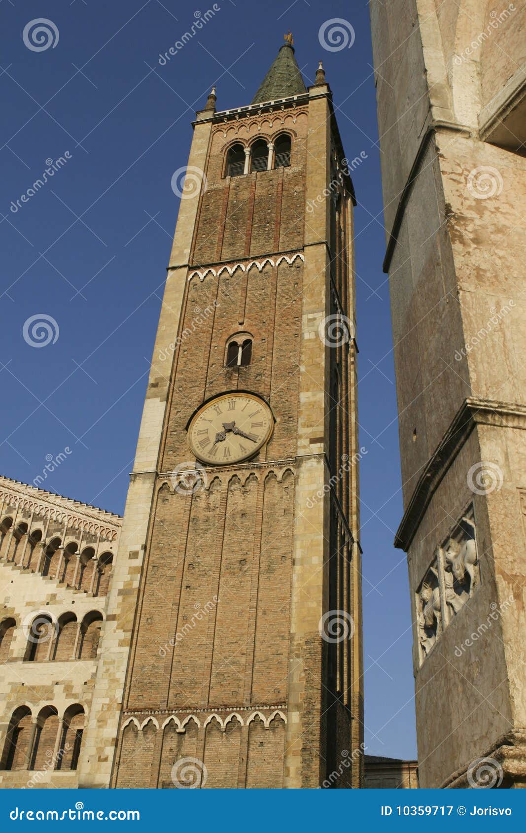 Catedral de Parma, Italia imagen de archivo. Imagen de lugar - 10359717