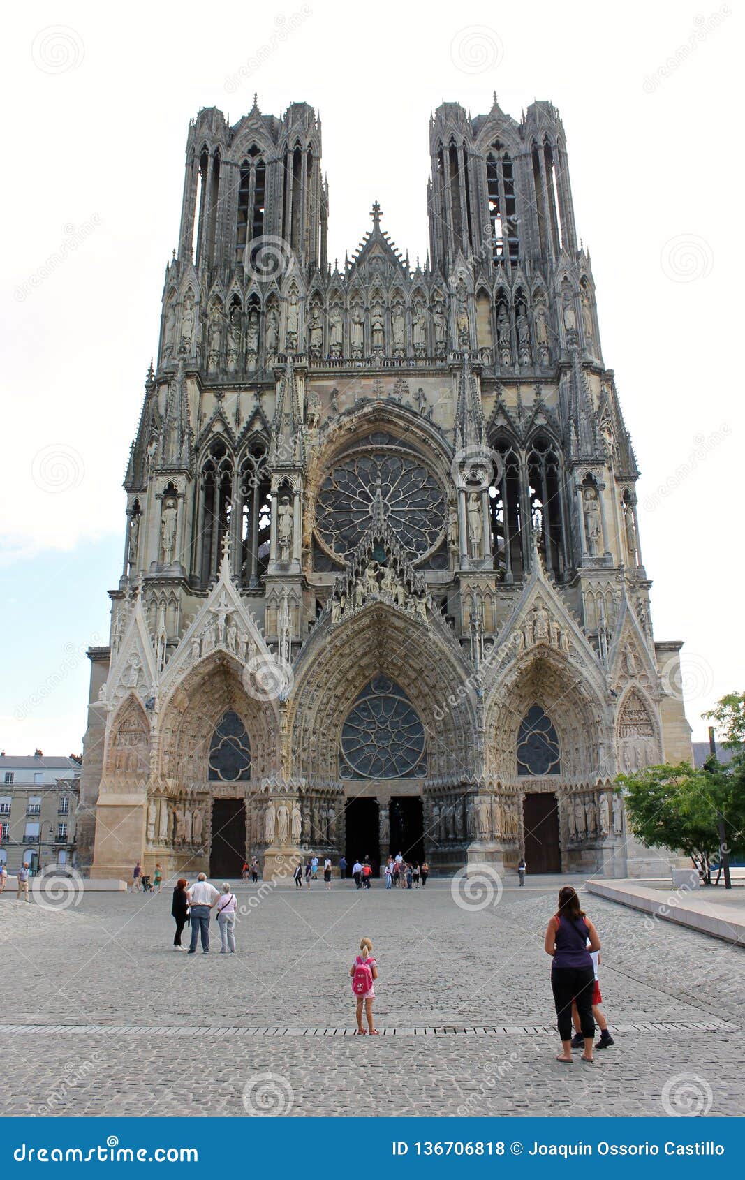 Catedral de Reims, Francia foto de archivo editorial. Imagen de antiguo ...