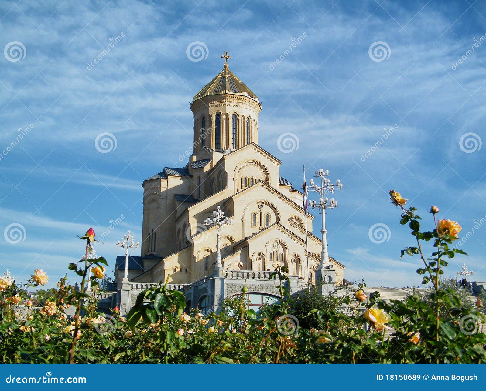 Catedral De Sameba En Tbilisi Imagen de archivo - Imagen de piedras ...