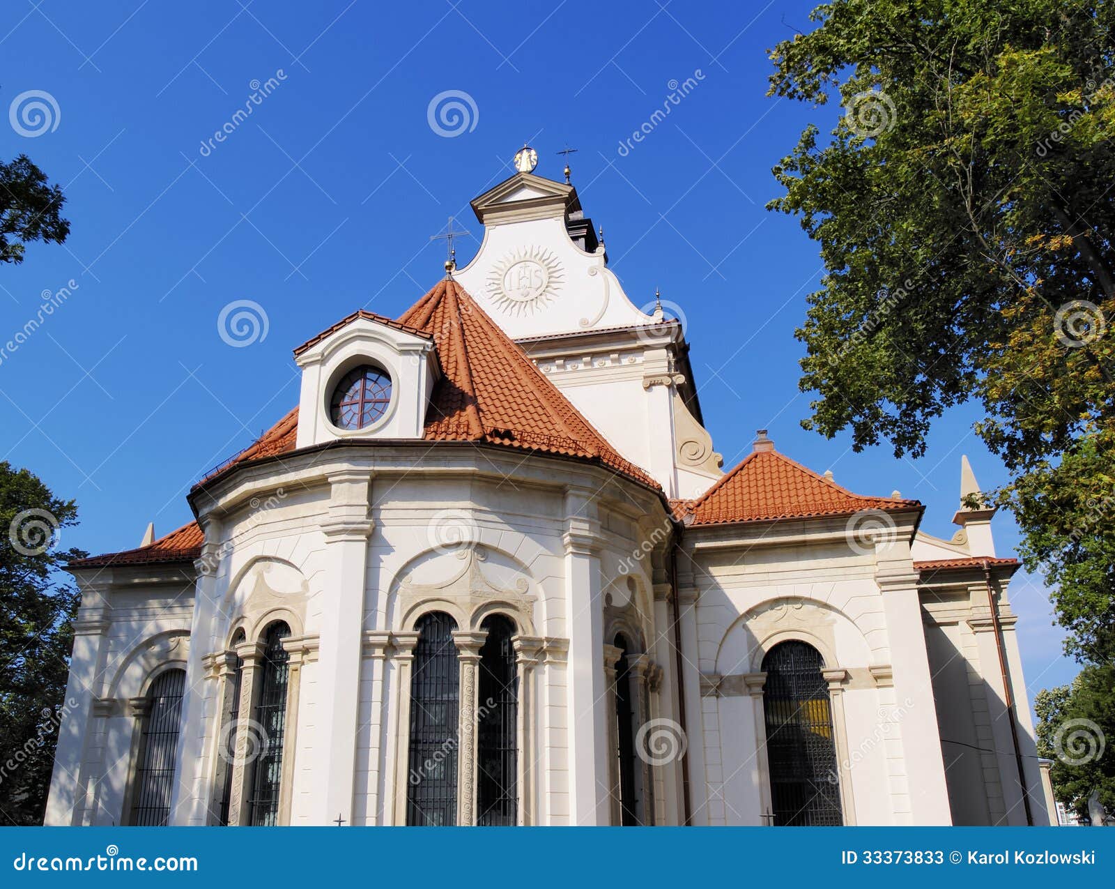 Catedral De Zamosc, Polonia Imagen de archivo - Imagen de cielo ... Catedral De Zamosc, Polonia Imagen de archivo - Imagen de cielo ...