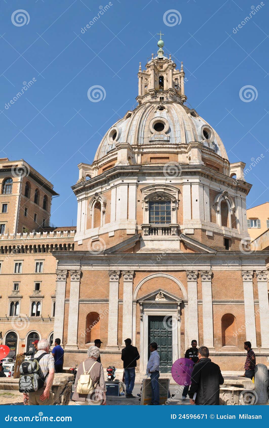 Catedral en Roma, Italia foto editorial. Imagen de recorrido - 24596671