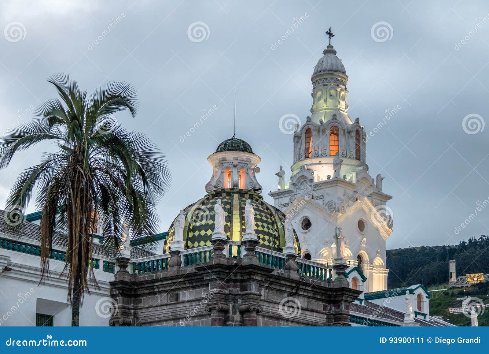 Catedral Metropolitana - Quito, Ecuador Imagen de archivo - Imagen de ...