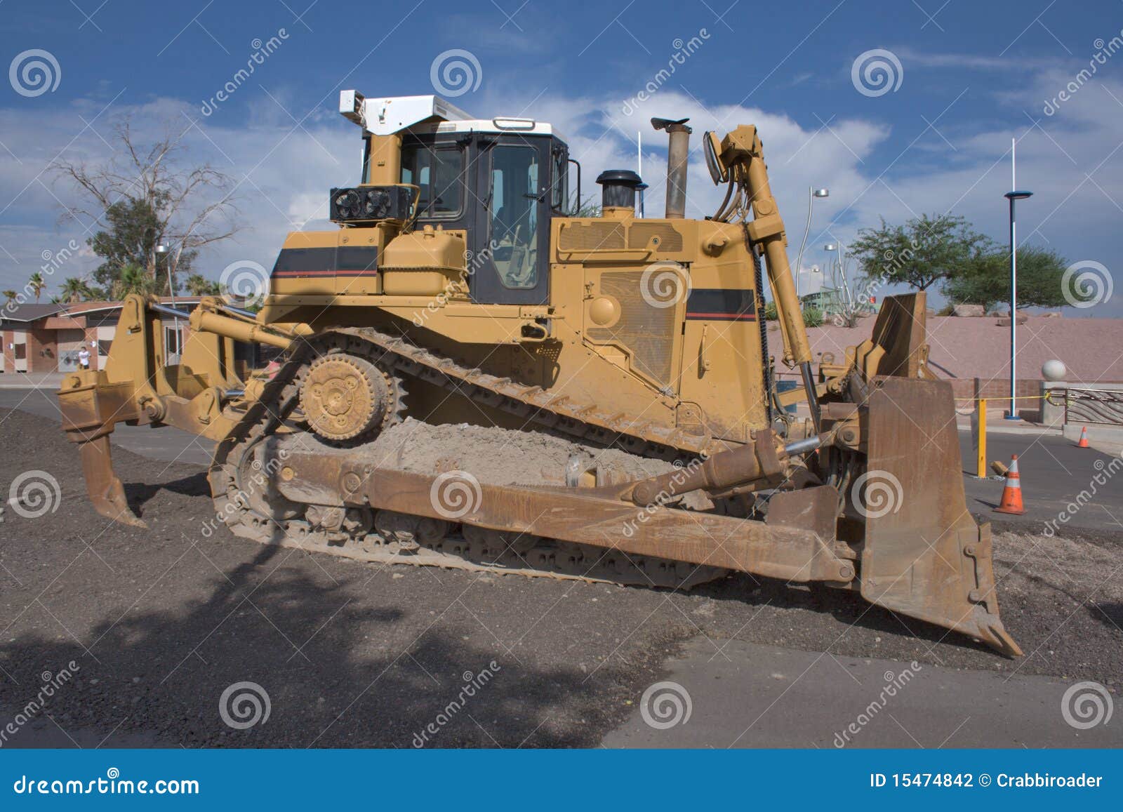 Caterpillar D9R Tractor Side View Stock Photo - Image of bulldozer ...