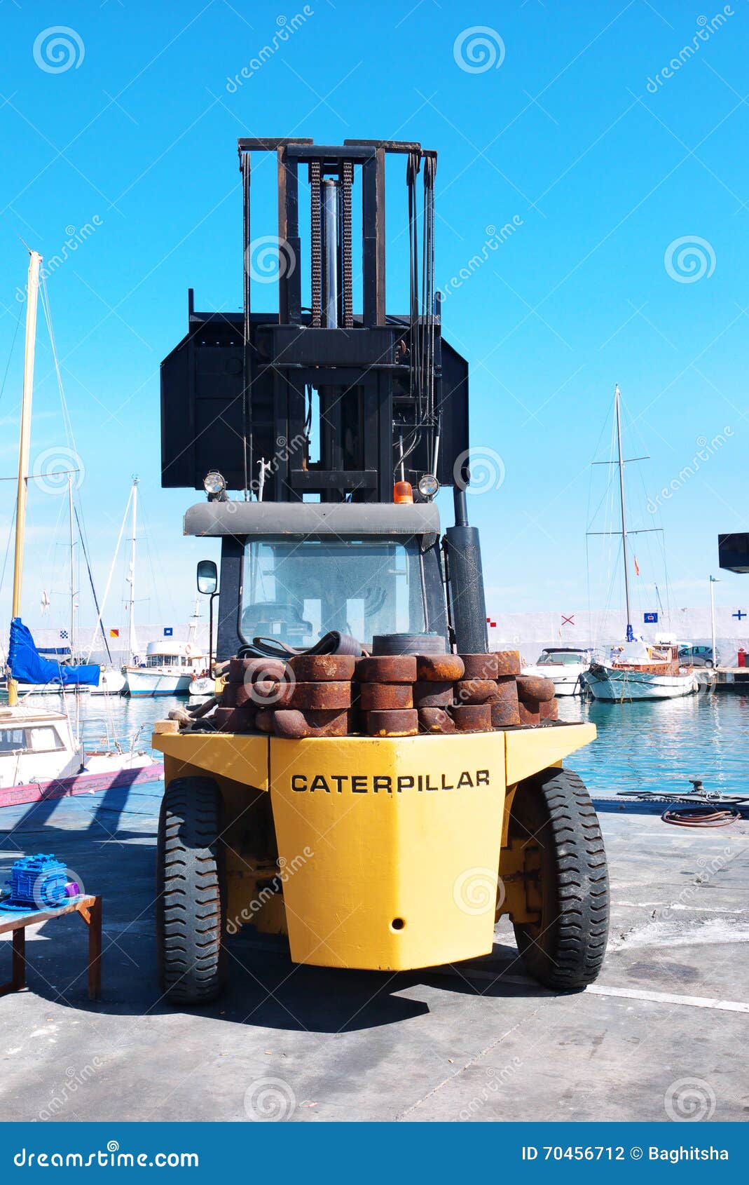 Caterpillar-Gabelstapler Marina Dock Marbella Redaktionelles ...