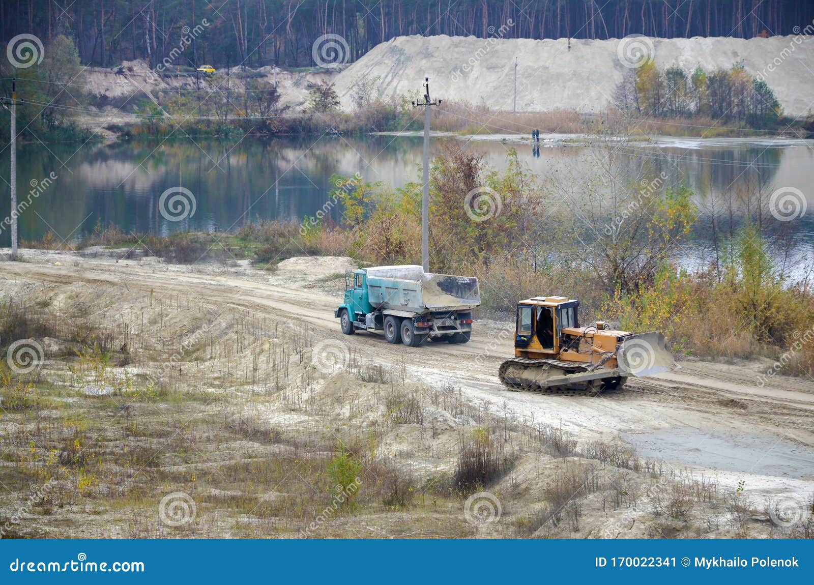 Quarry Dozer Bucket Detail. The Loading Digger Bucket Rest. On Teeth ...
