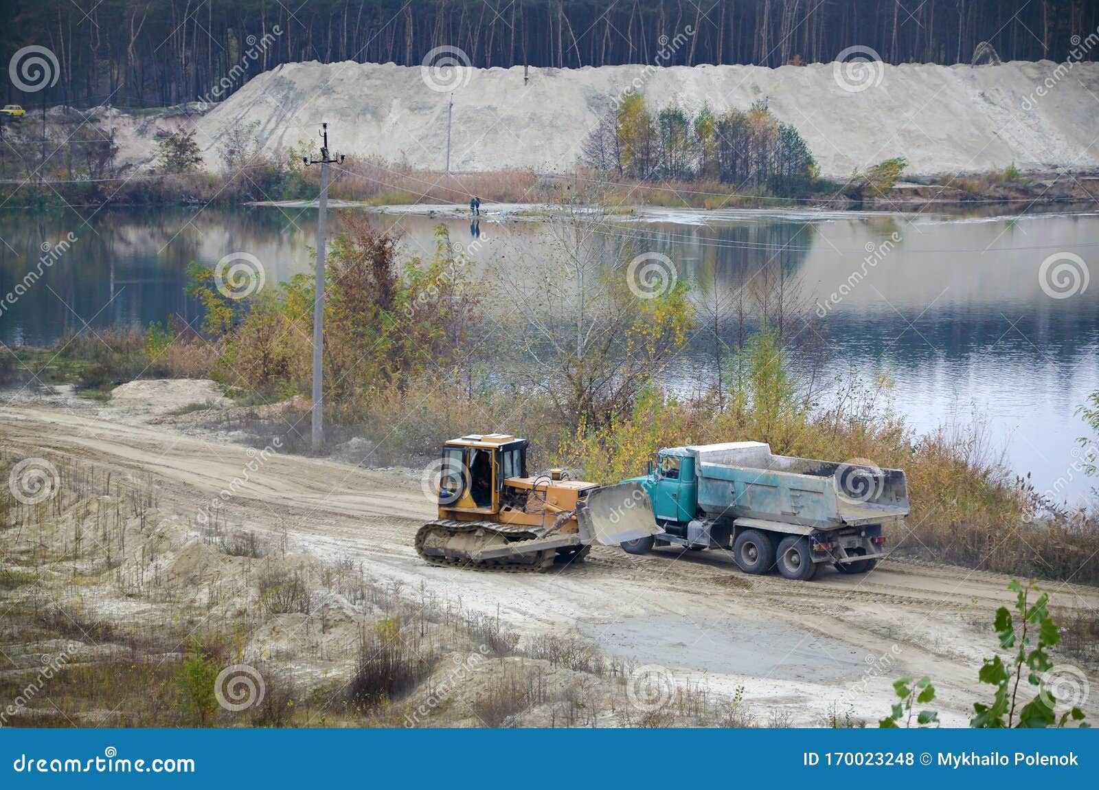 Quarry Dozer Bucket Detail. The Loading Digger Bucket Rest. On Teeth ...