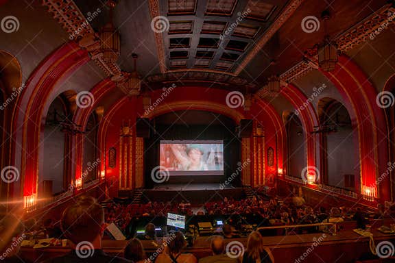 Catford theatre 2 editorial stock image. Image of buildings - 89608399