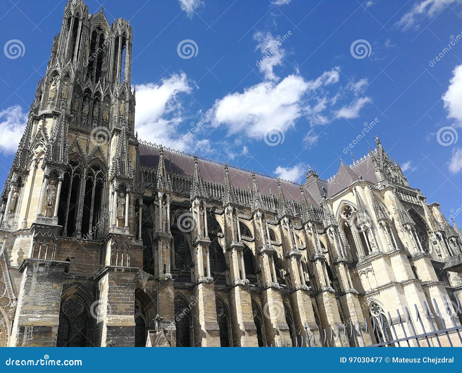CathÃ©drale de Reims stock image. Image of reims, side - 97030477