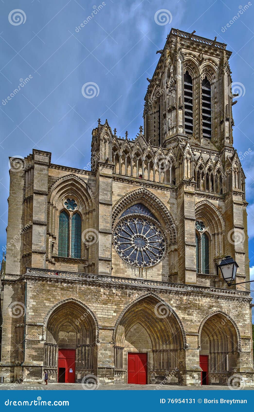 Cathédrale De Soissons, France Image stock - Image du extérieur ...