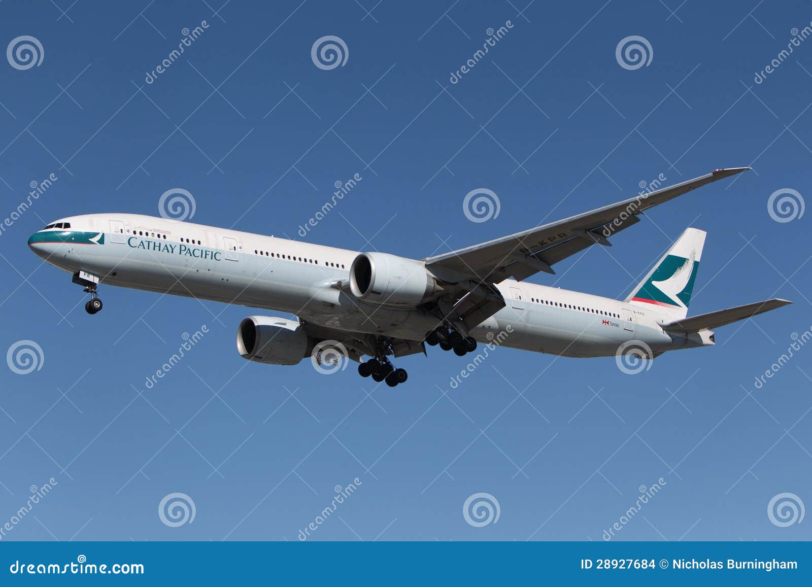 Cathay Pacific Boeing 777-367(ER) Editorial Stock Image - Image of ...