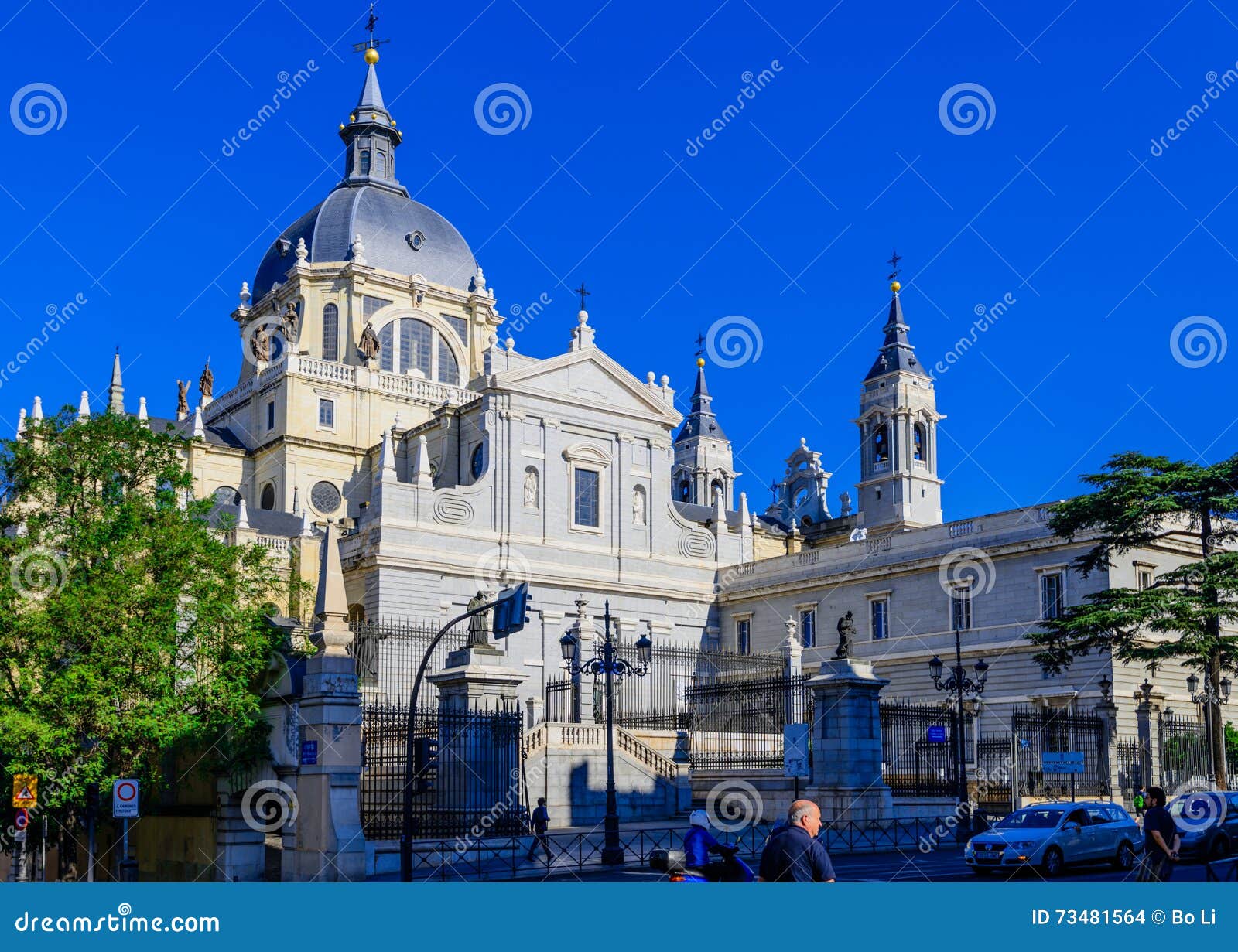 Cathedral of Almudena editorial stock image. Image of ancient - 73481564