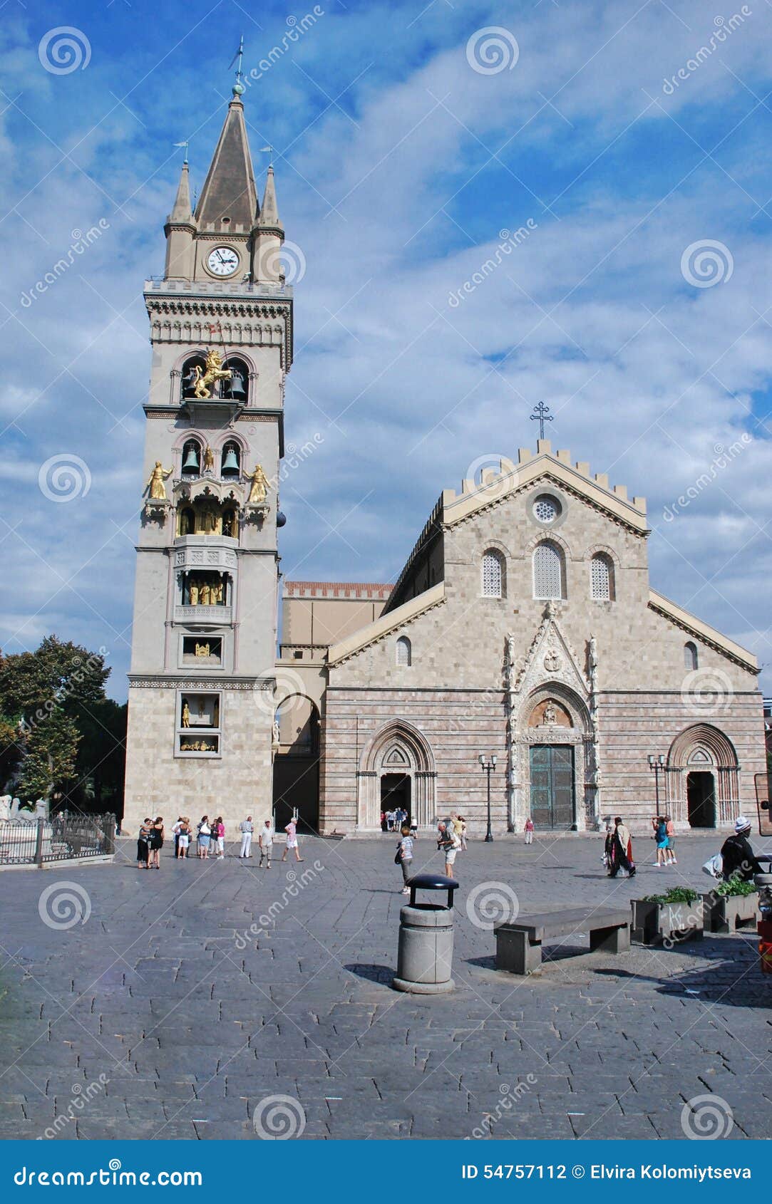 Cathedral of Messina editorial photography. Image of bells - 54757112