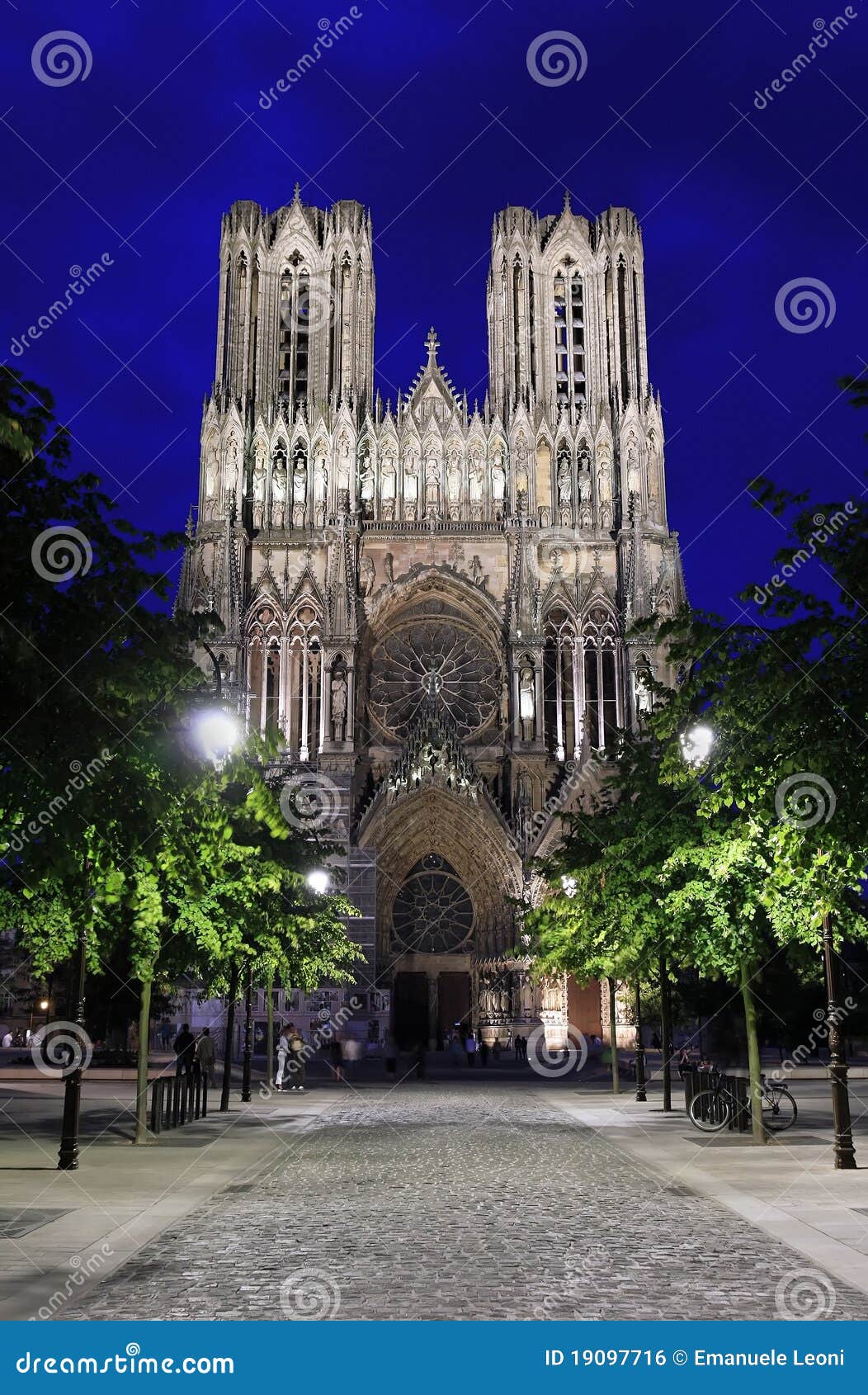 Cathedral of Notre Dame at Night, Reims Stock Photo - Image of notre ...