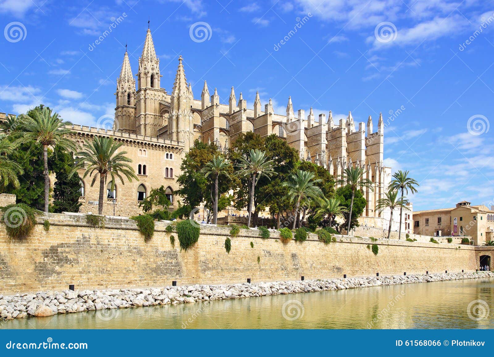 Cathedral. Palma De Mallorca Editorial Photo - Image of medieval ...