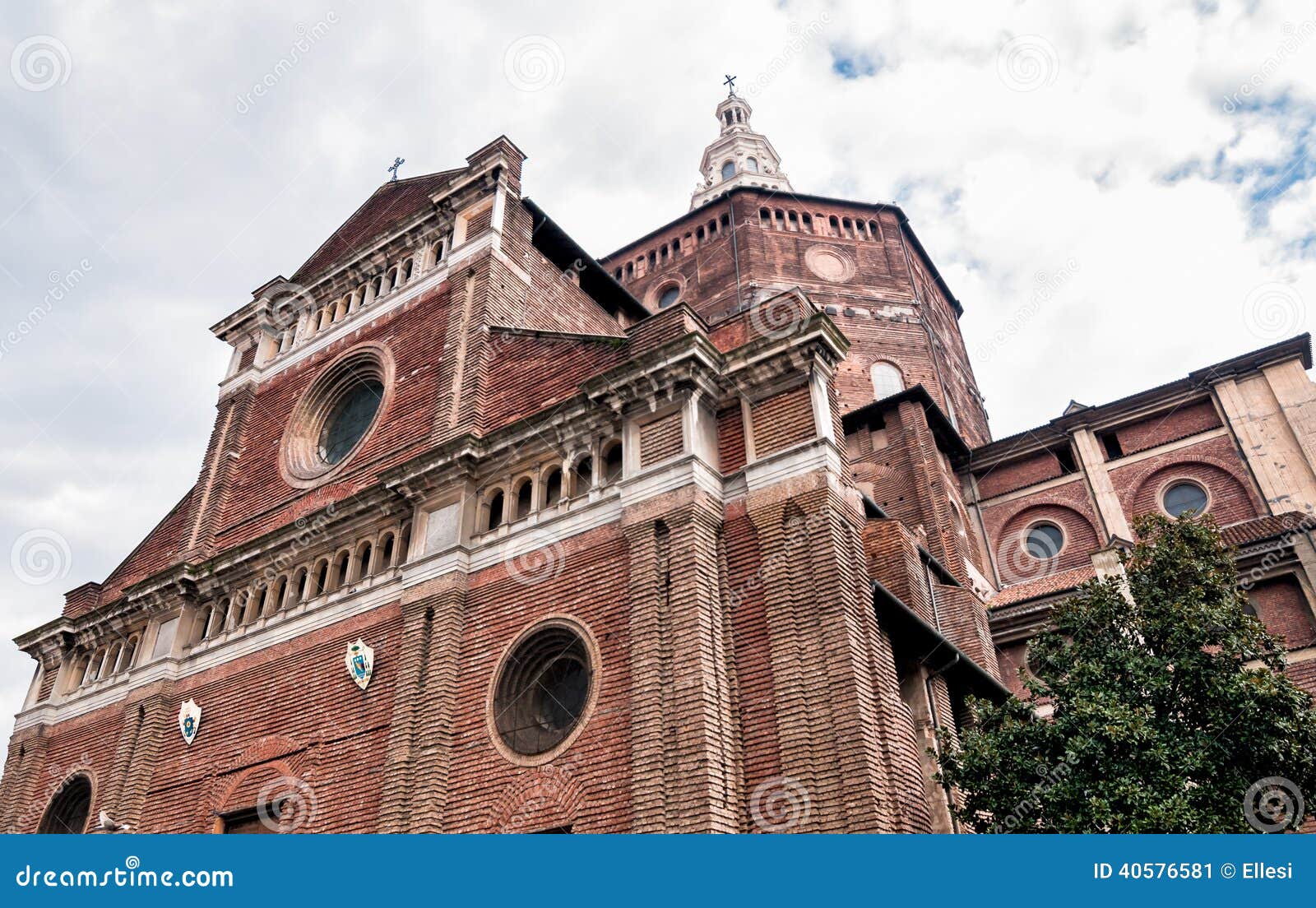 The Cathedral of Pavia, Italy Stock Image - Image of style, cathedral ...