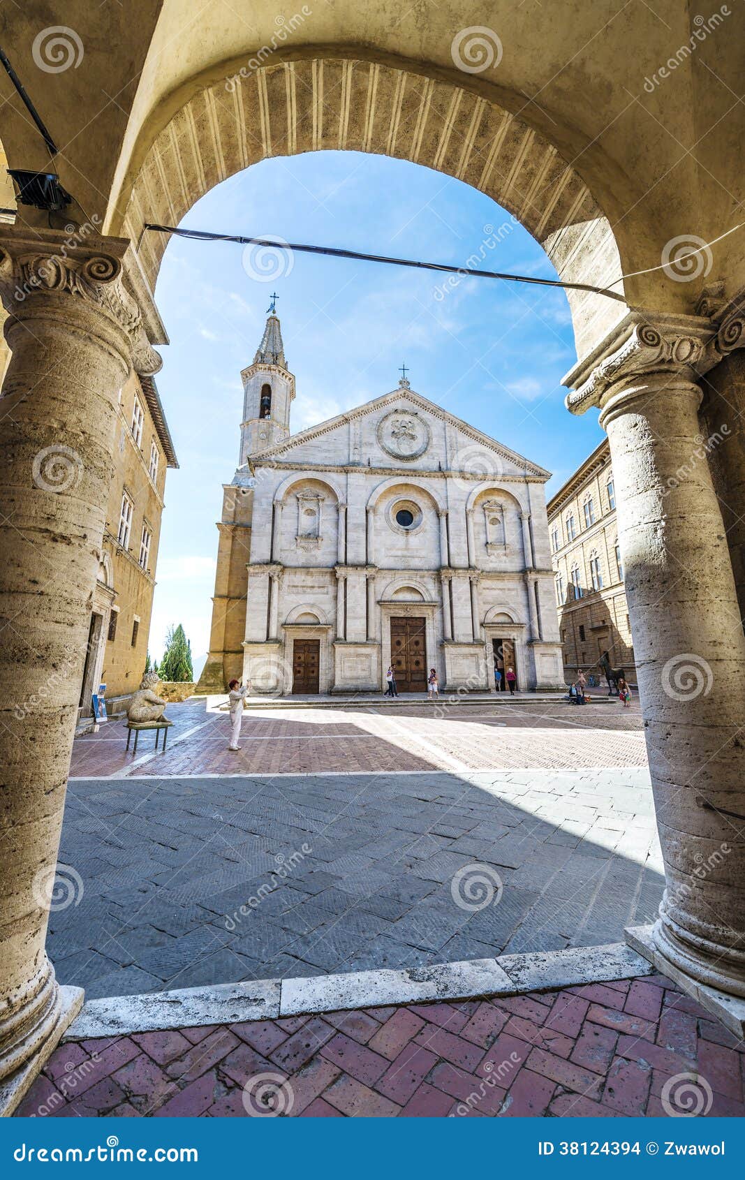 Cathedral of Pienza stock photo. Image of tuscan, valley - 38124394