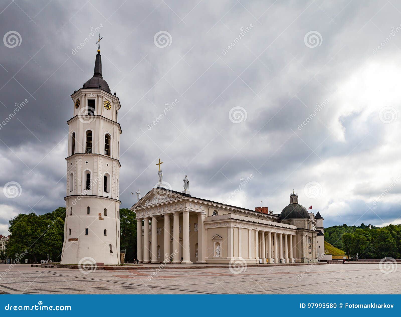 Cathedral Square and Bell Tower at Sunset Light in Vilnius, Lithuania ...