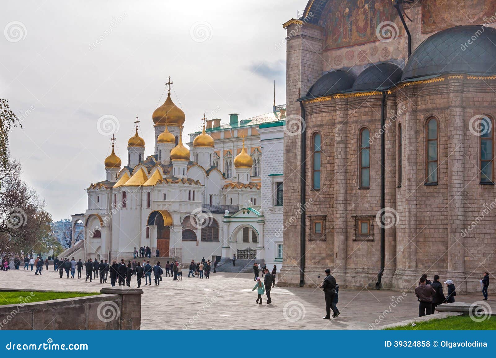 Cathedral Square in Kremlin, Moscow, Russia. Landmark Editorial Stock ...
