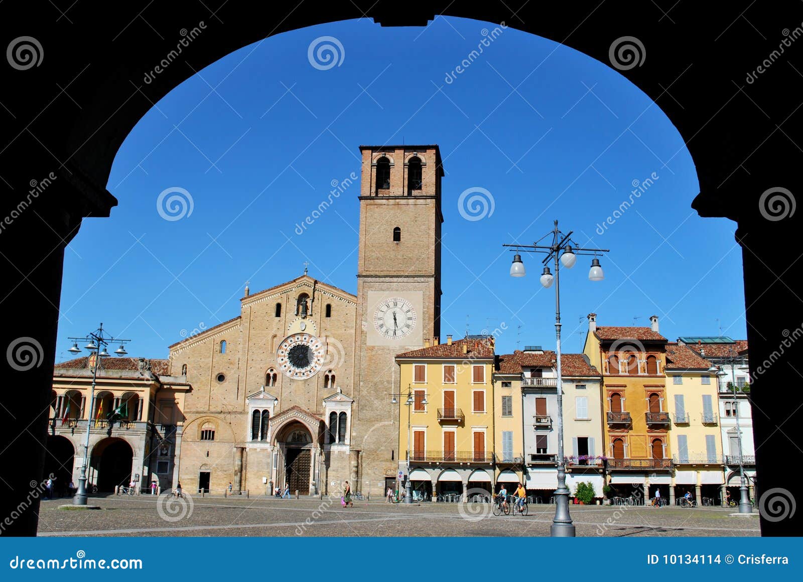 Cathedral and Square in Lodi, Italy Stock Photo - Image of jesus, stone ...
