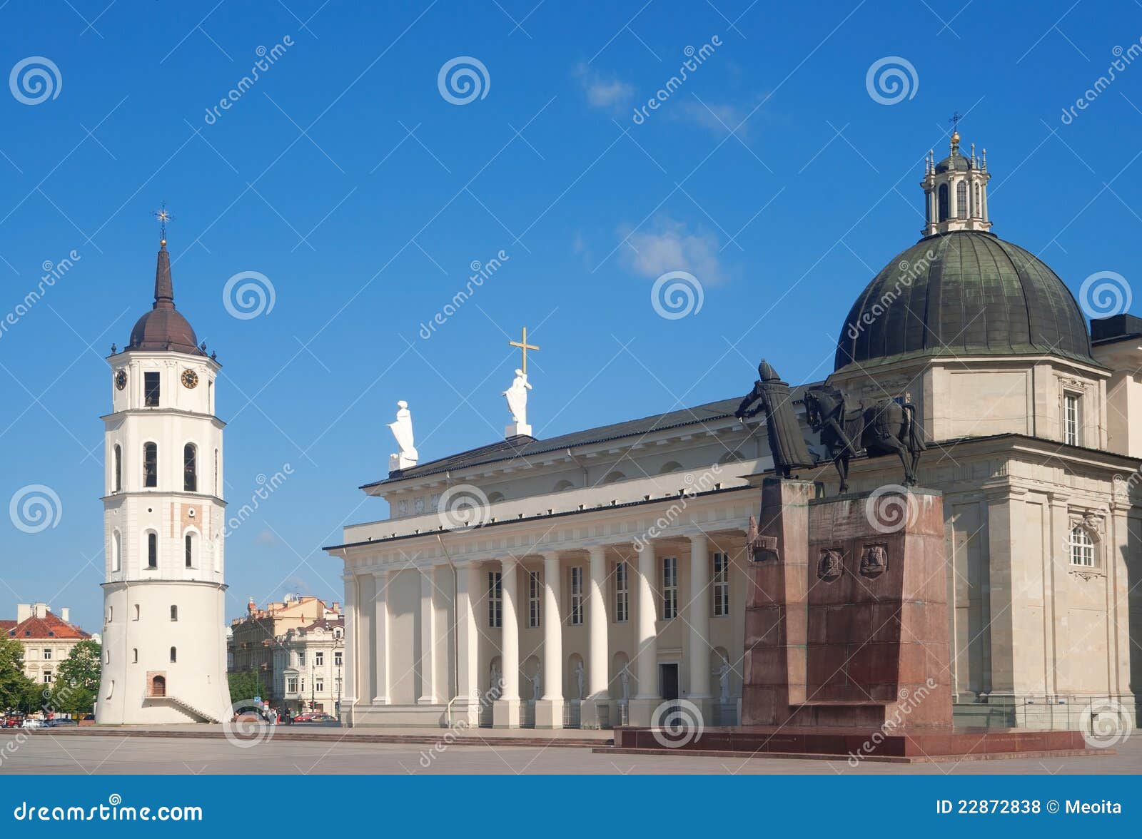 Cathedral Square of Vilnius Stock Photo - Image of landmark, pillar ...